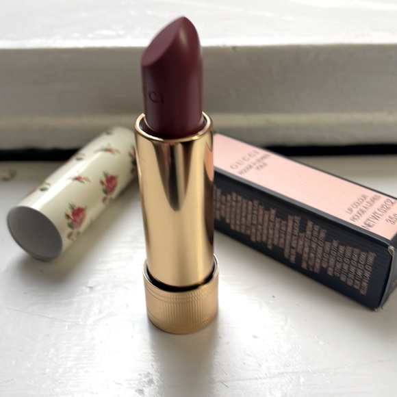Gucci | Makeup | Gucci Lip Color In Love Is Better Nwt | Poshmark